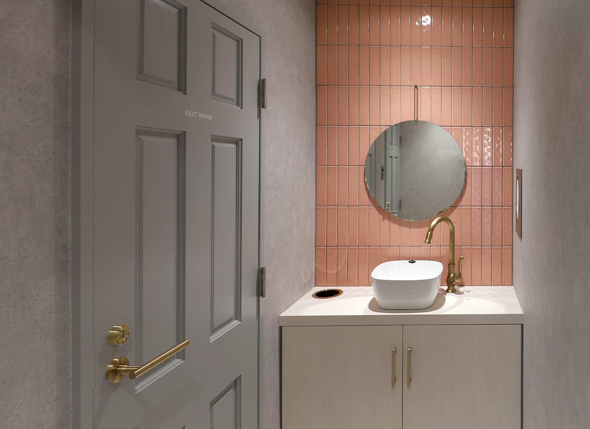 ネイルシェアサロン【She ネイルスタジオ 原宿】