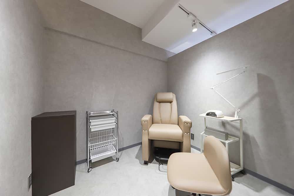 She nail studio ネイルシェアサロン【She ネイルスタジオ 原宿/都立大】