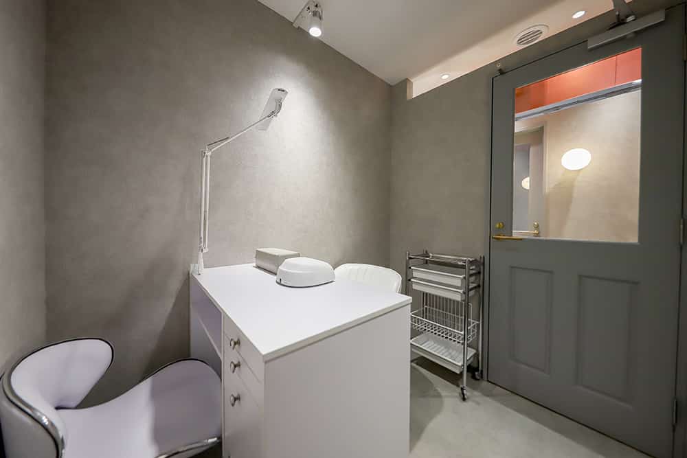 She nail studio ネイルシェアサロン【She ネイルスタジオ 原宿/都立大】